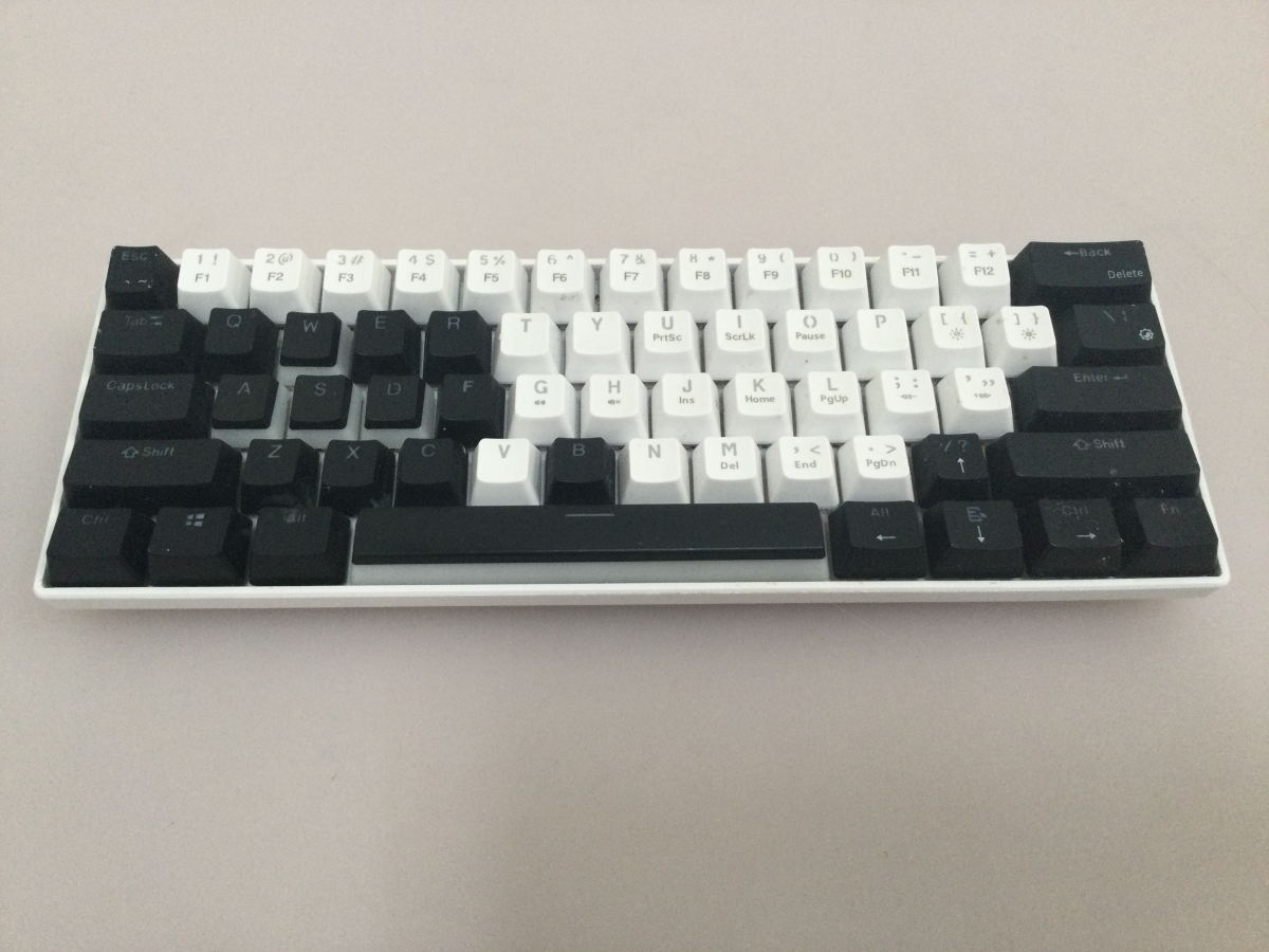Shinobi White Wired Keyboard - auction